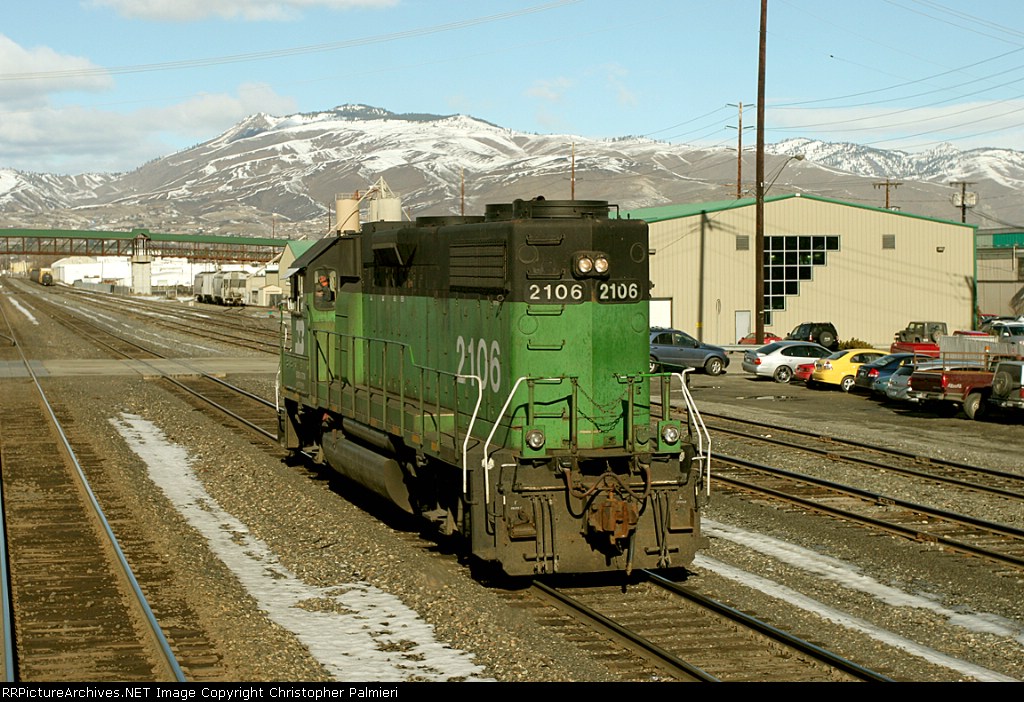 BNSF 2106
